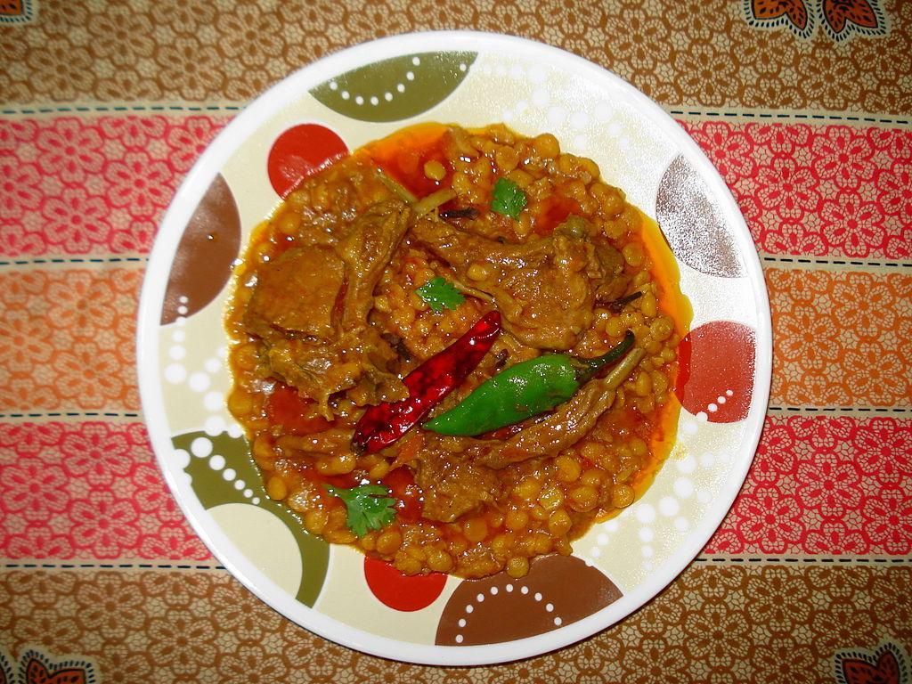 Daal Gosht Recipe | Zaiqa