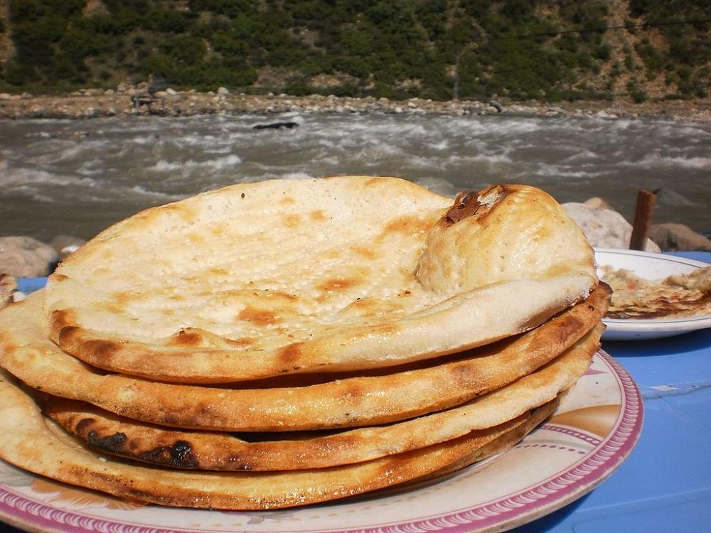 Roghni Naan Recipe | Zaiqa